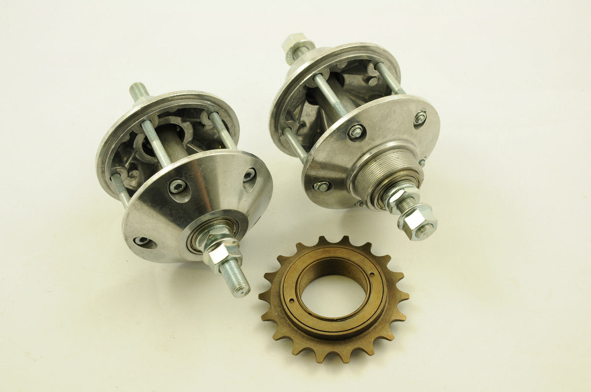 PAIR ACORN BMX MAG WHEEL HUBS, NEW OLD STOCK BRITISH MADE IN 80's CAST