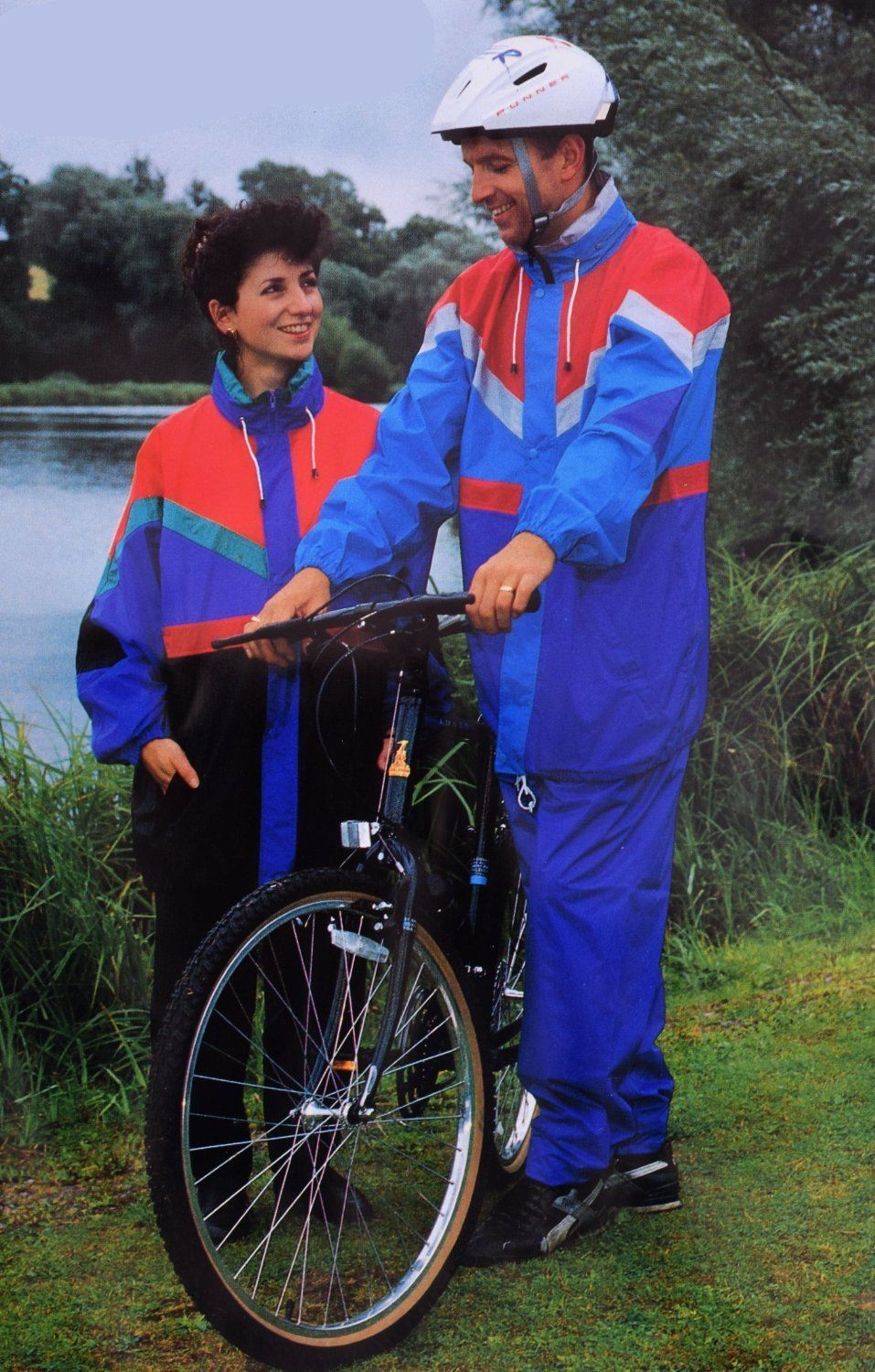 RETRO FREEWAY WATERPROOF LIGHTWEIGHT ADULT CYCLING PVC JACKET & TROUSE