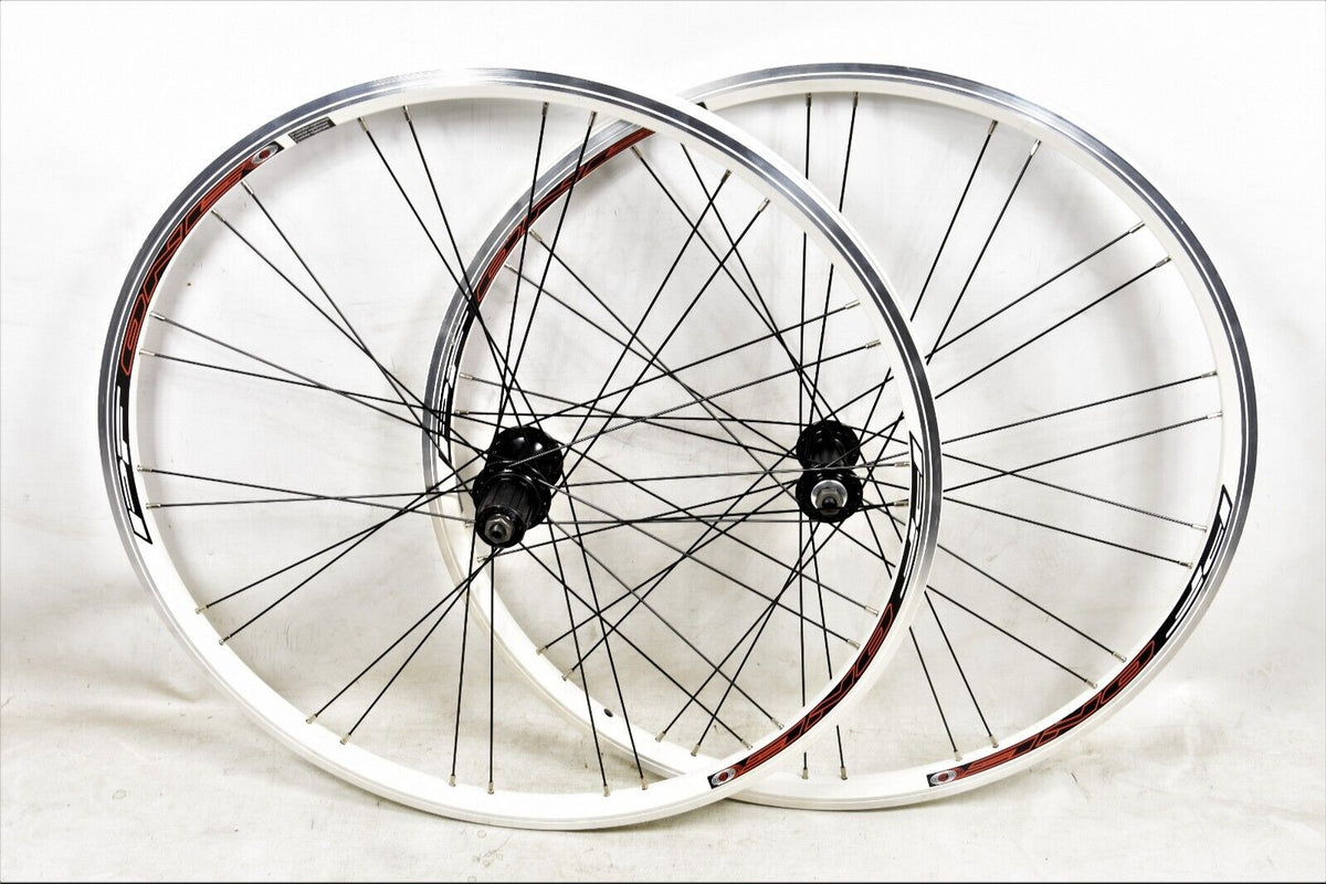 Pair White 26" MTB Bike Wheels 559 X 19c 8/9 Speed Cassette Hubs PF On